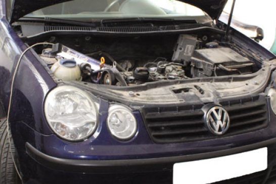 How to replace a timing belt on a VW Polo - Professional Motor Mechanic