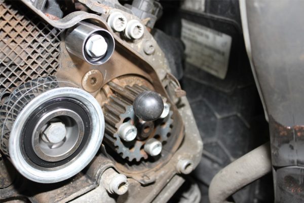 Timing Belt Fitting Tips: VW Golf - Professional Motor Mechanic