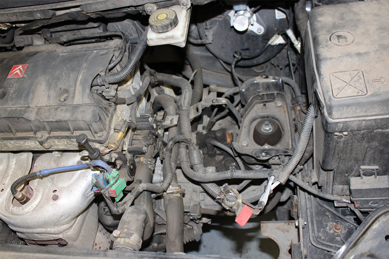 How to fit a clutch on a Citroën C4 - Professional Motor Mechanic