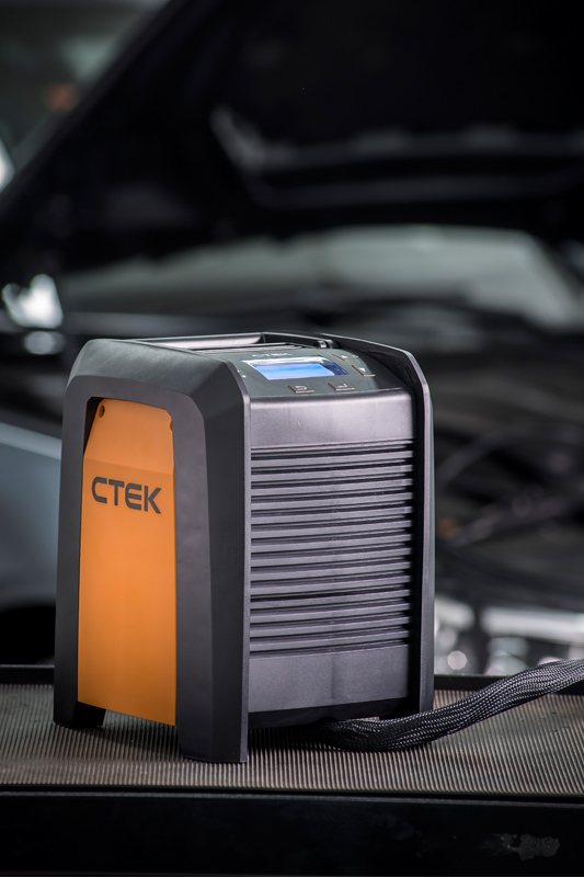 Product Test: CTEK Pro 60 Smart Battery Charger - Professional Motor ...