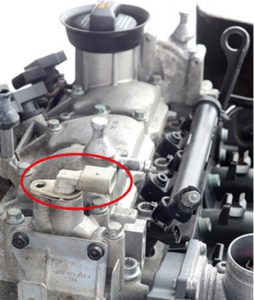 Timing Chain Replacement on a VW Polo - Professional Motor Mechanic