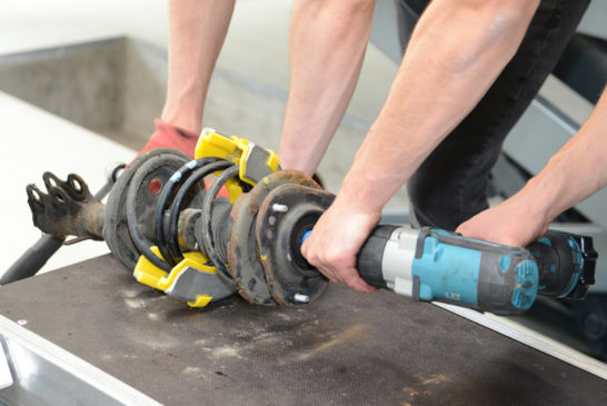 Fitting Replacement Shock Absorbers - Professional Motor Mechanic