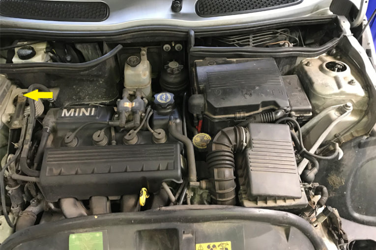 How to Replace the Clutch on a Mini One - Professional Motor Mechanic