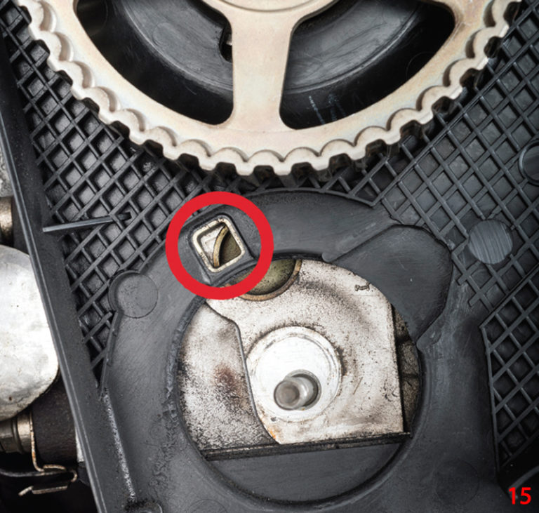 How to install a Skoda Octavia timing belt - Professional Motor Mechanic