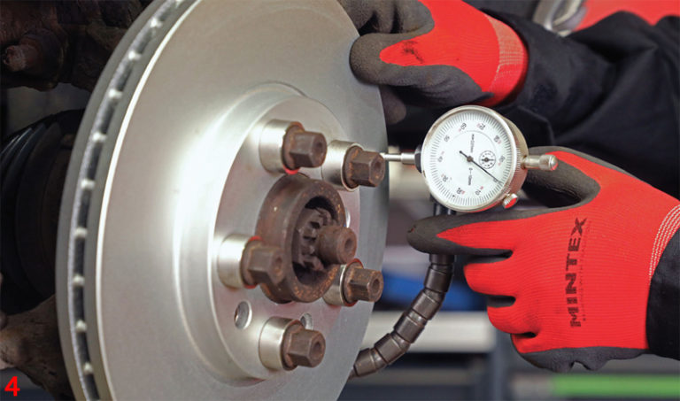 How to accurately fit discs - Professional Motor Mechanic