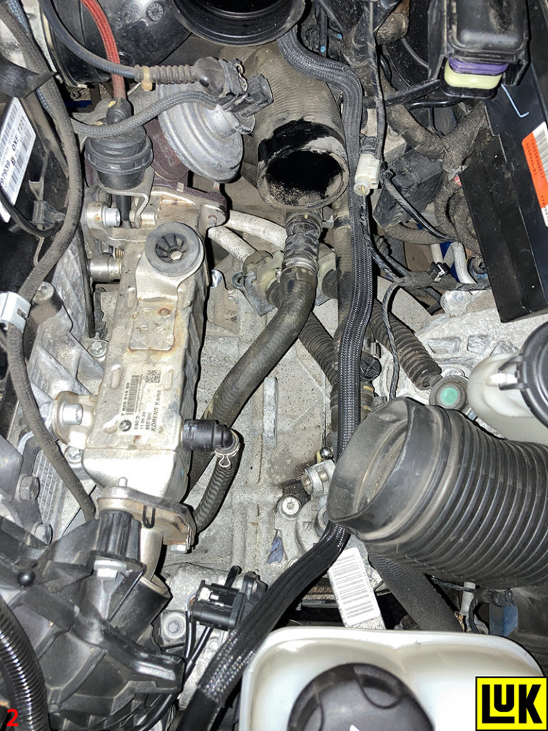 How to replace a clutch on a 2011 Mini Cooper D - Professional Motor ...