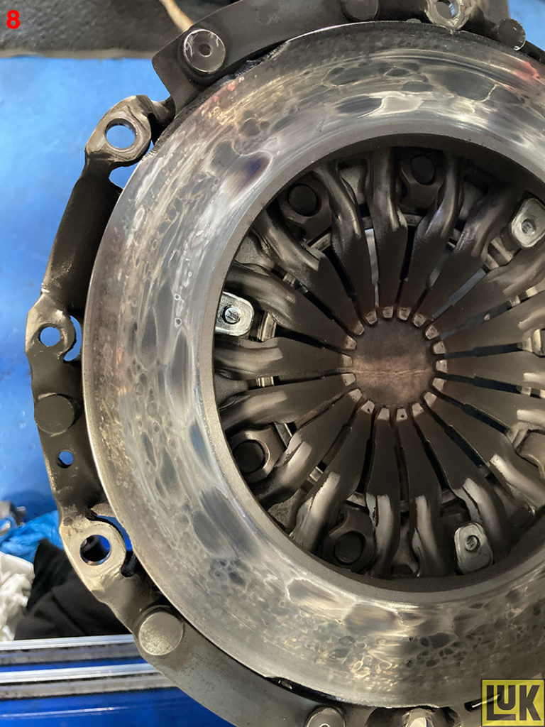 How to replace a clutch on a MINI Countryman - Professional Motor Mechanic