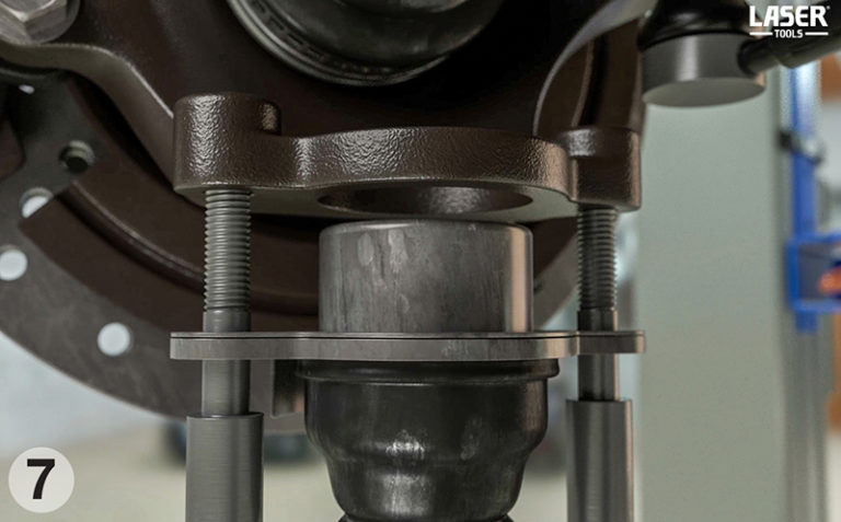 How to replace the ball joint on a Ford Transit - Professional Motor ...