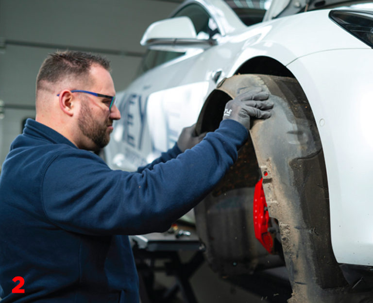 How to install a Tesla control arm - Professional Motor Mechanic