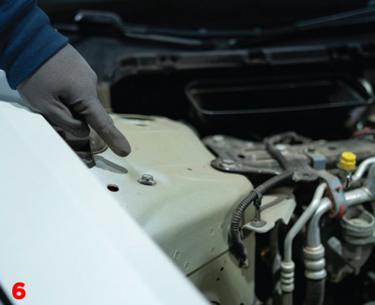 How to install a Tesla control arm - Professional Motor Mechanic