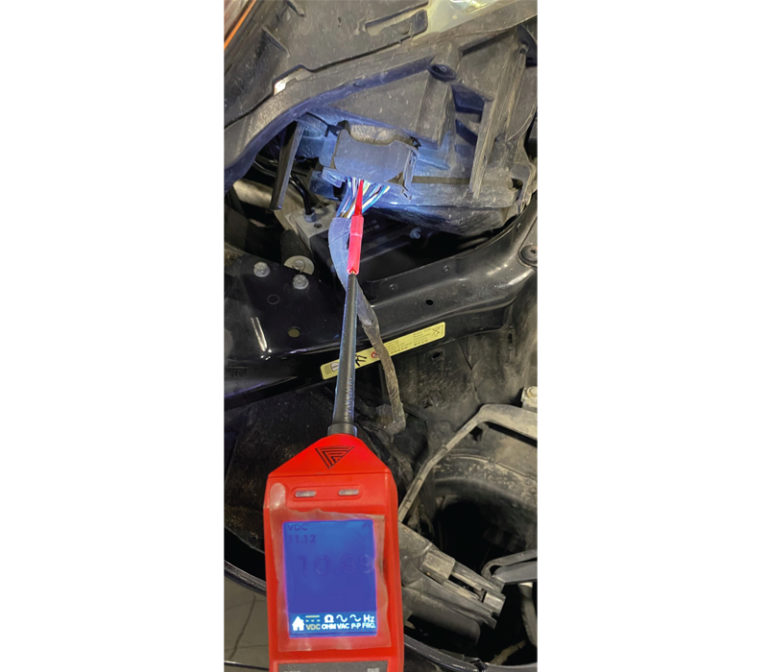 BMW headlamp failure diagnostic - Professional Motor Mechanic