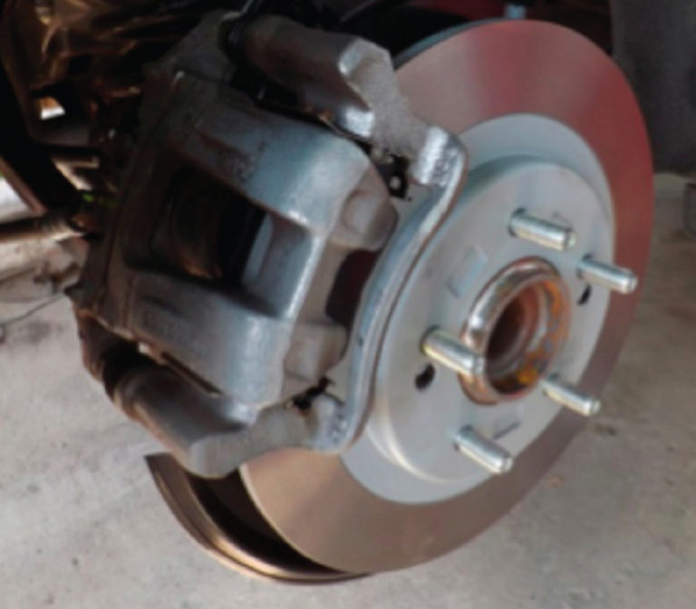 How to change rear brake pads on a Hyundai i40 - Professional Motor ...