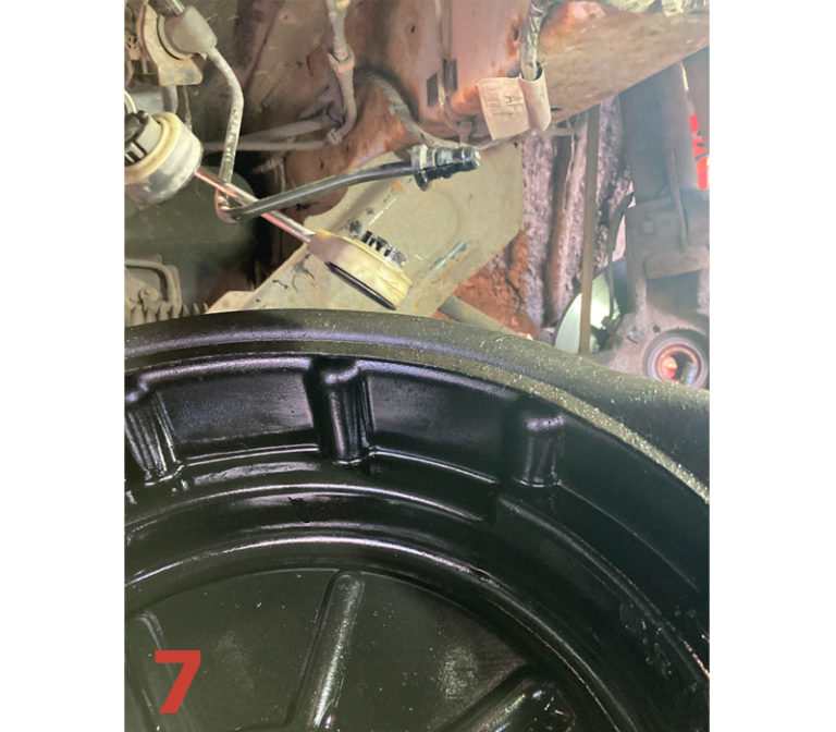 How to replace clutch on a Ford Transit II - Professional Motor Mechanic
