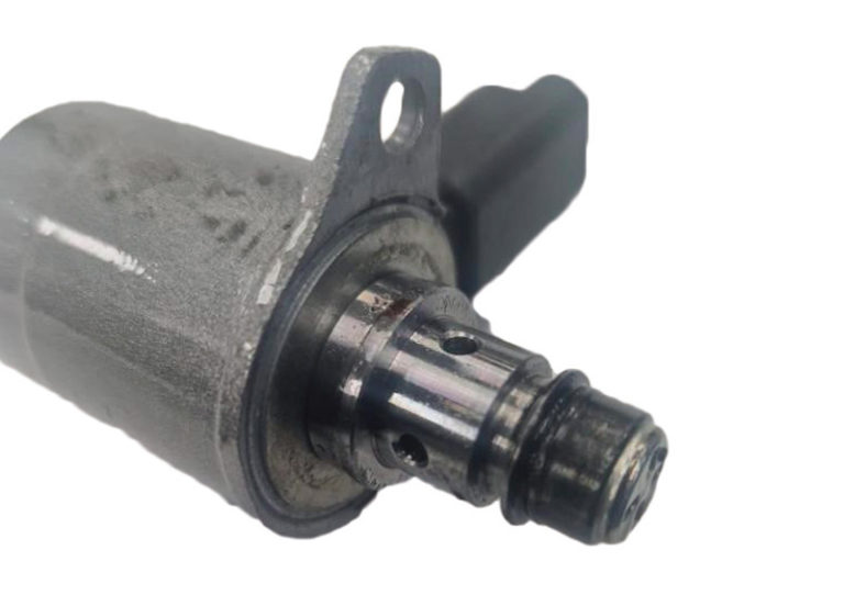 Carwood diagnoses common fault on a VW Caddy - Professional Motor Mechanic